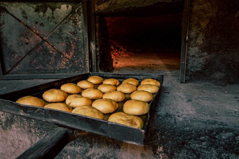 Elaboración artesanal de las Cholas de Guano recibirá la certificación ...